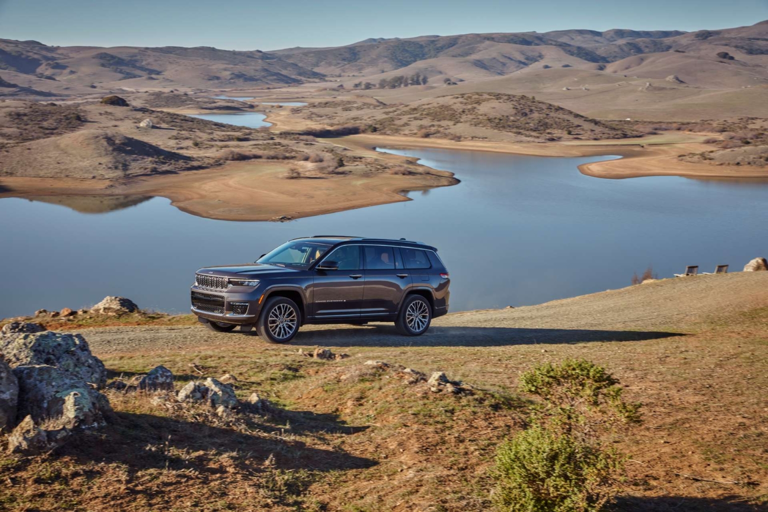 The Best 2025 SUVs for Towing | GearJunkie