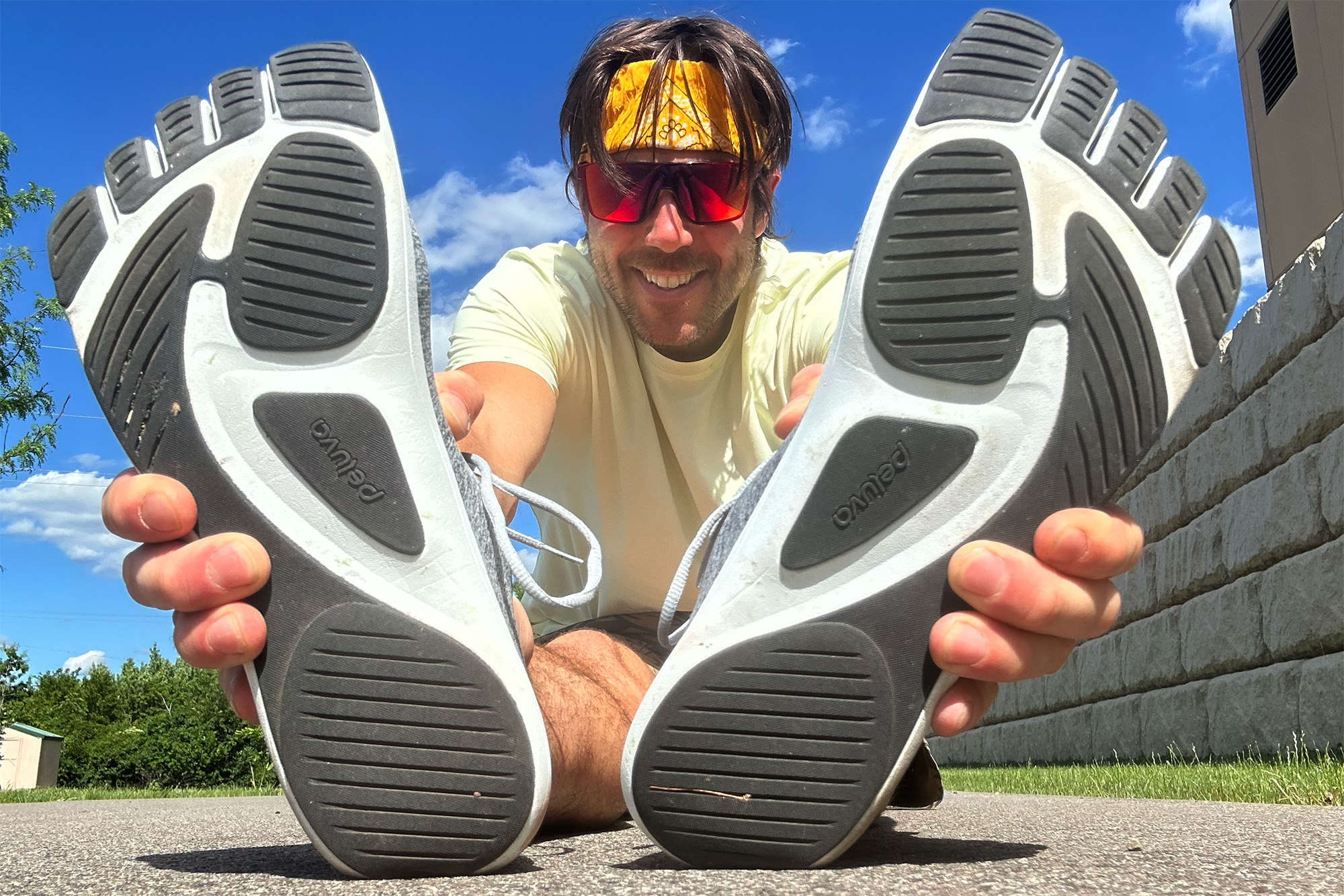 Peluva Lightweight Trainer 'Toe Shoe' Review | GearJunkie Tested