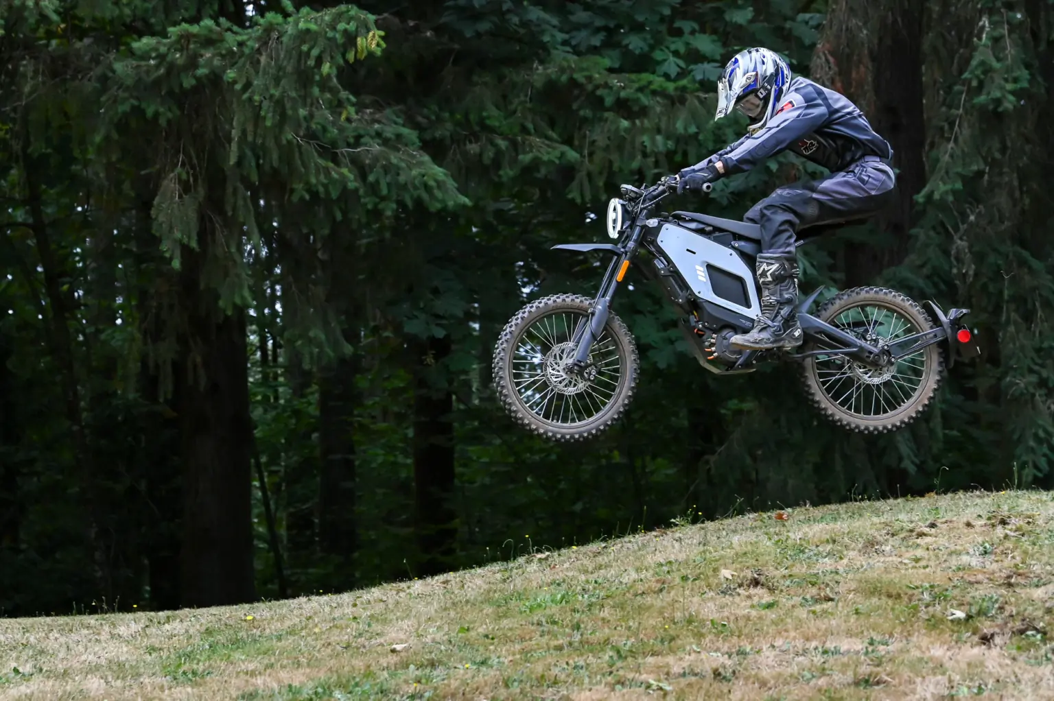 NIU XQi3 Electric Dirt Bike Review | GearJunkie Tested
