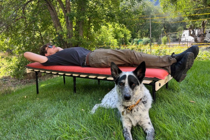 Hele Outdoors Hele Box Review: A Better Way to Sleep in Your Car ...