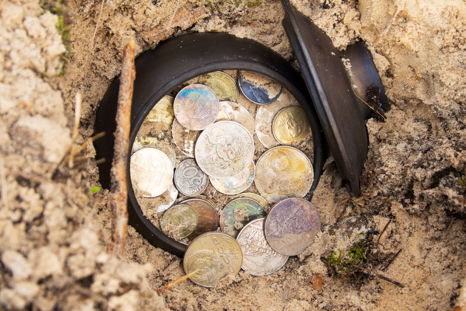 Hidden Treasure Hikes: Where to Search for Lost Loot in the US | GearJunkie