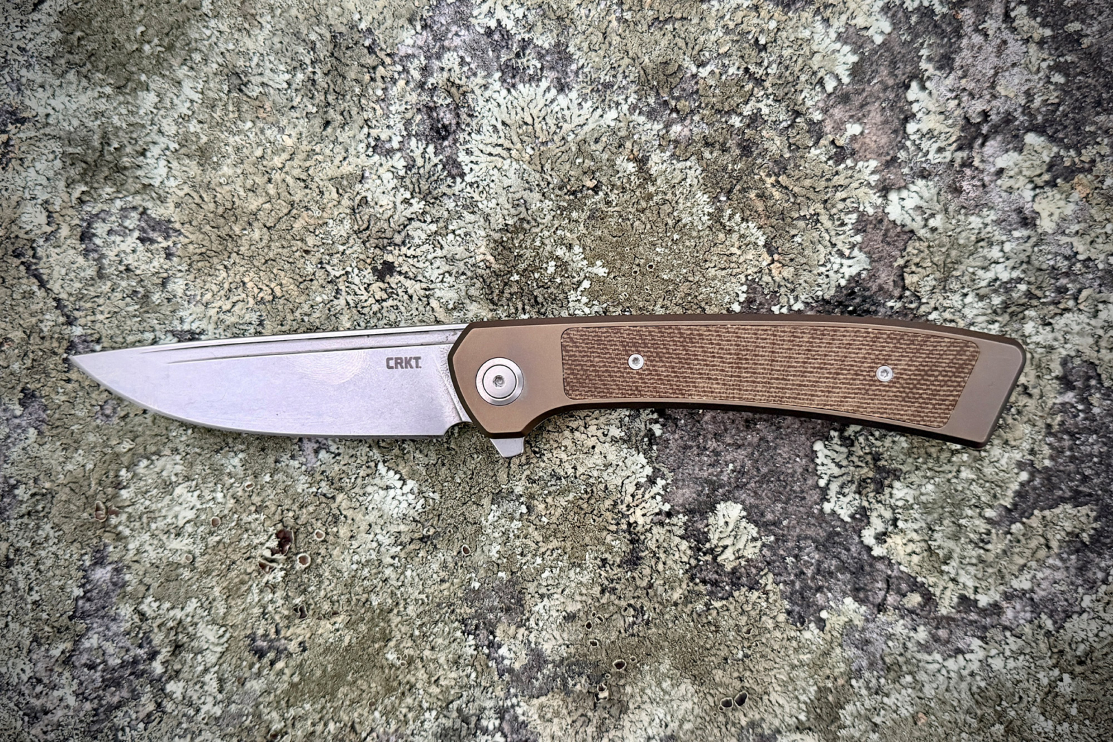 Best Value in Automatic Knives? Axial Shift Gen 3 Review | GearJunkie ...