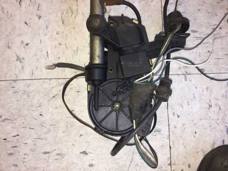 Sell 84-87 CORVETTE C4 POWER ANTENNA MAST ASSEMBLY 22143461 GM 2833 in ...