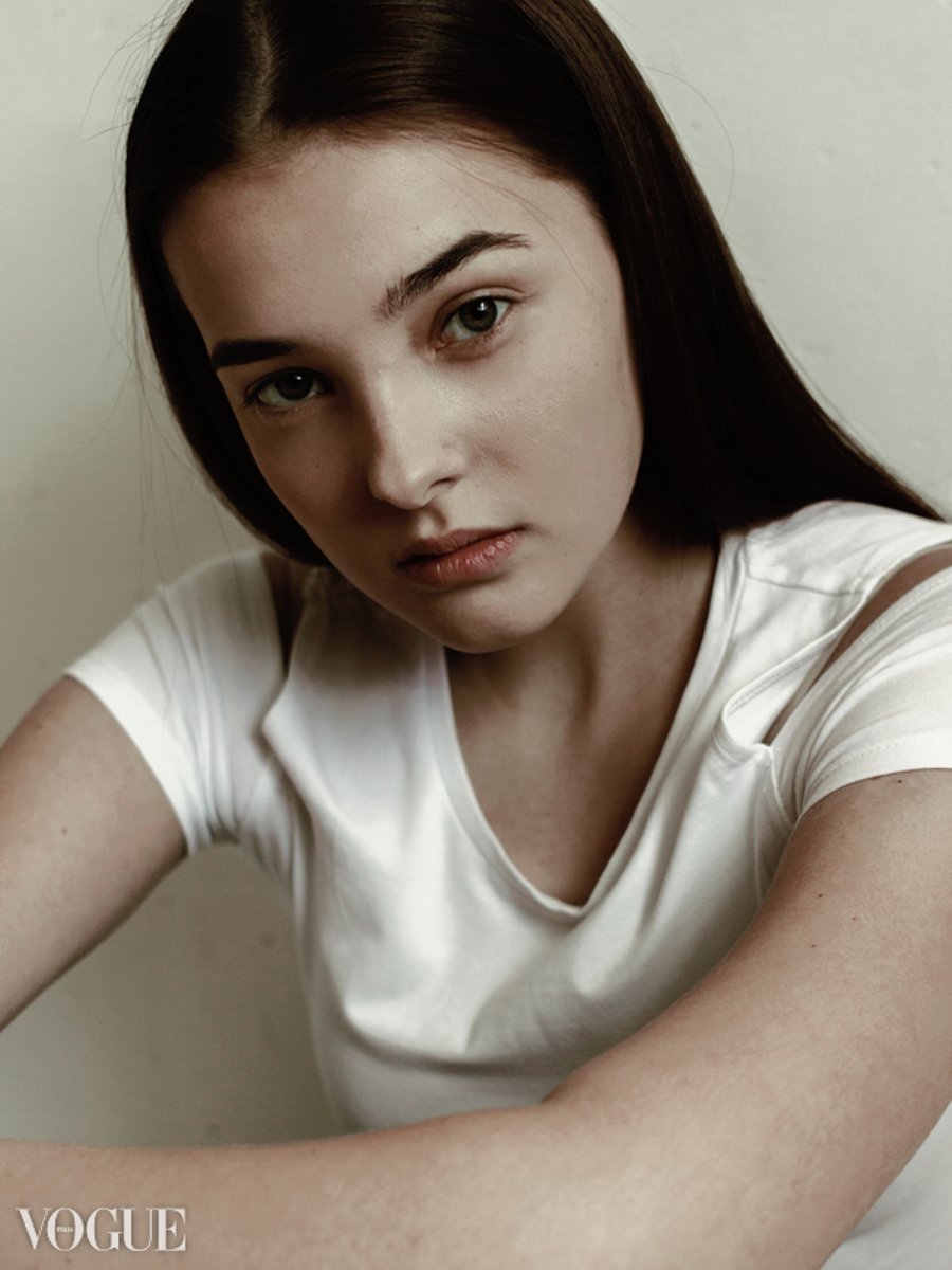 Photo by Vogue Italia, Zaliya Galina - Kavyar