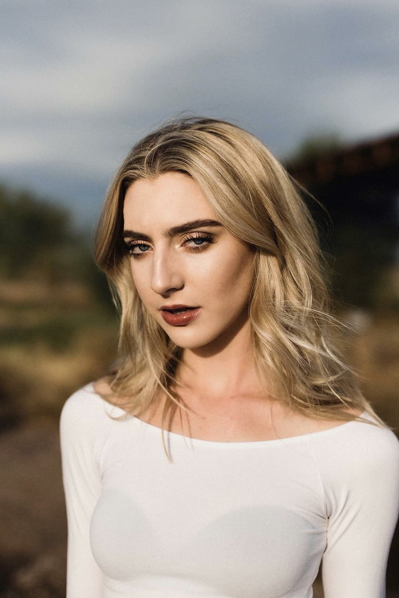 Autumn Renae - Kavyar