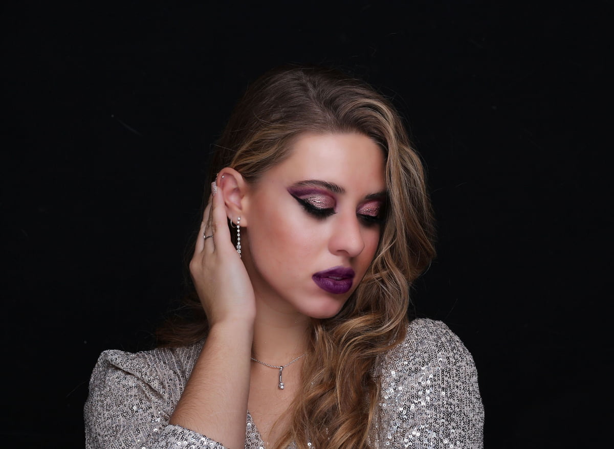 Photo by Monica Llinares Server, Esther Lora Llinares - Kavyar