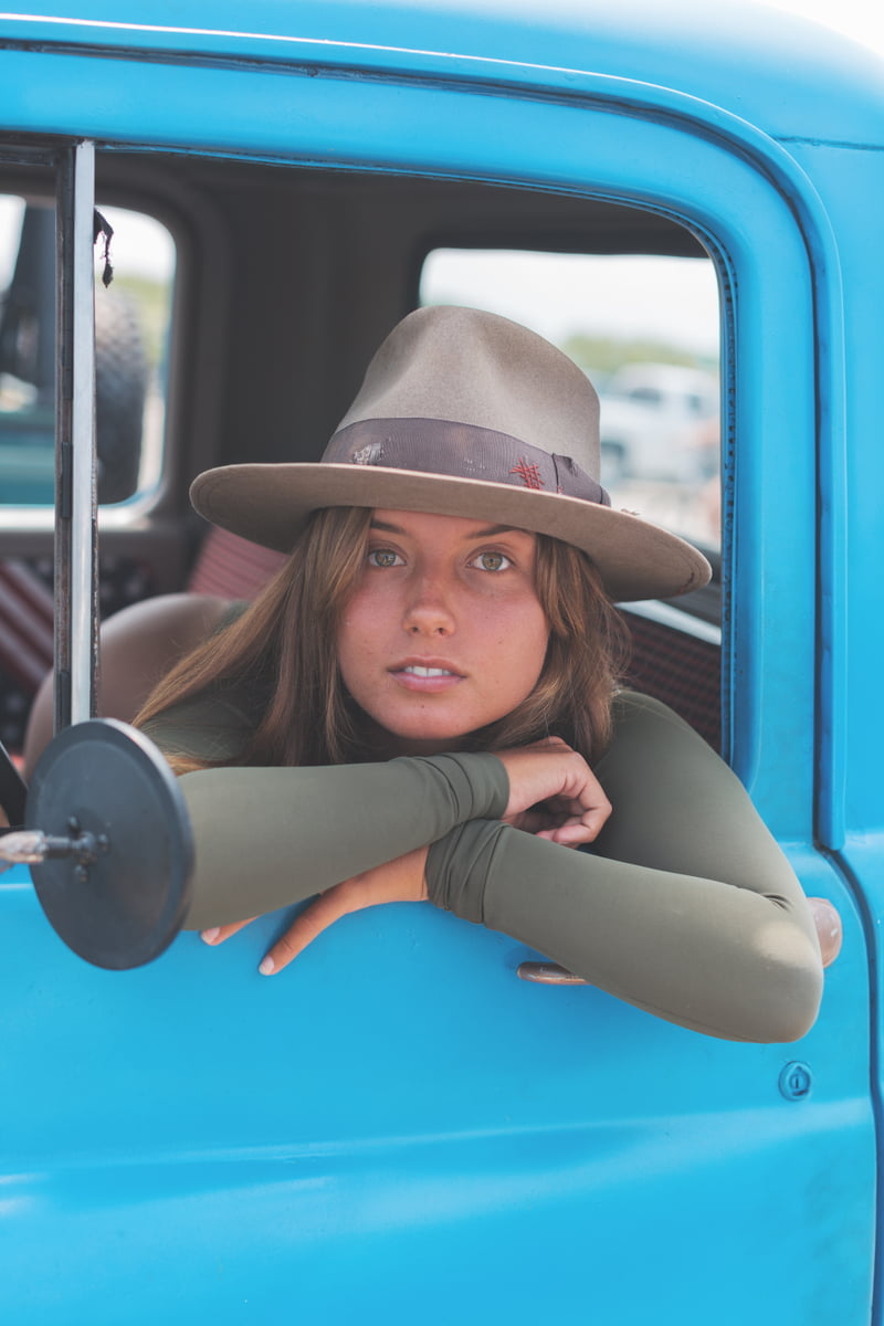 Photo by Summers Magazine, Eli Jules, Anna Dyn - Kavyar