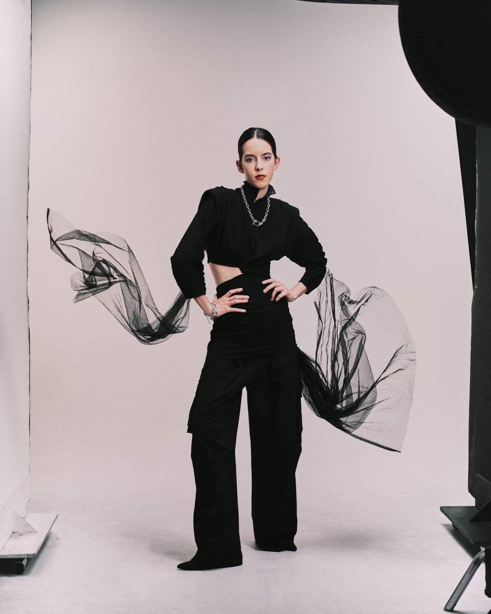 Emma Gordon - Kavyar