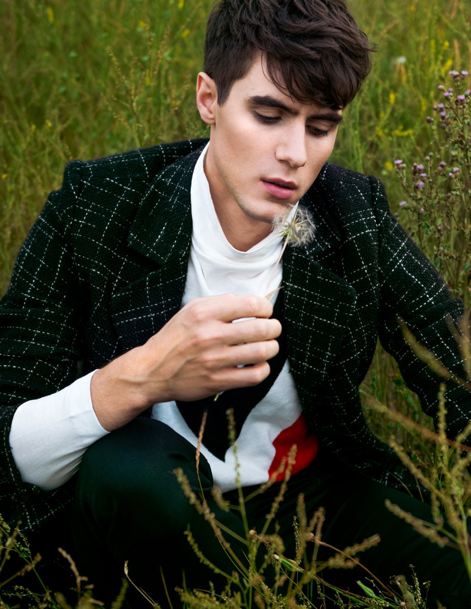 Alisha Gionet - Kavyar