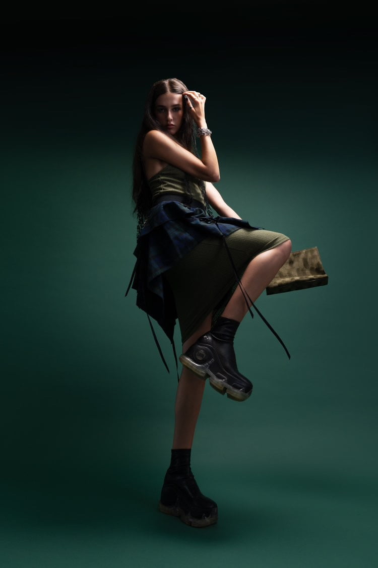 Photo by Holly Bingham - Kavyar