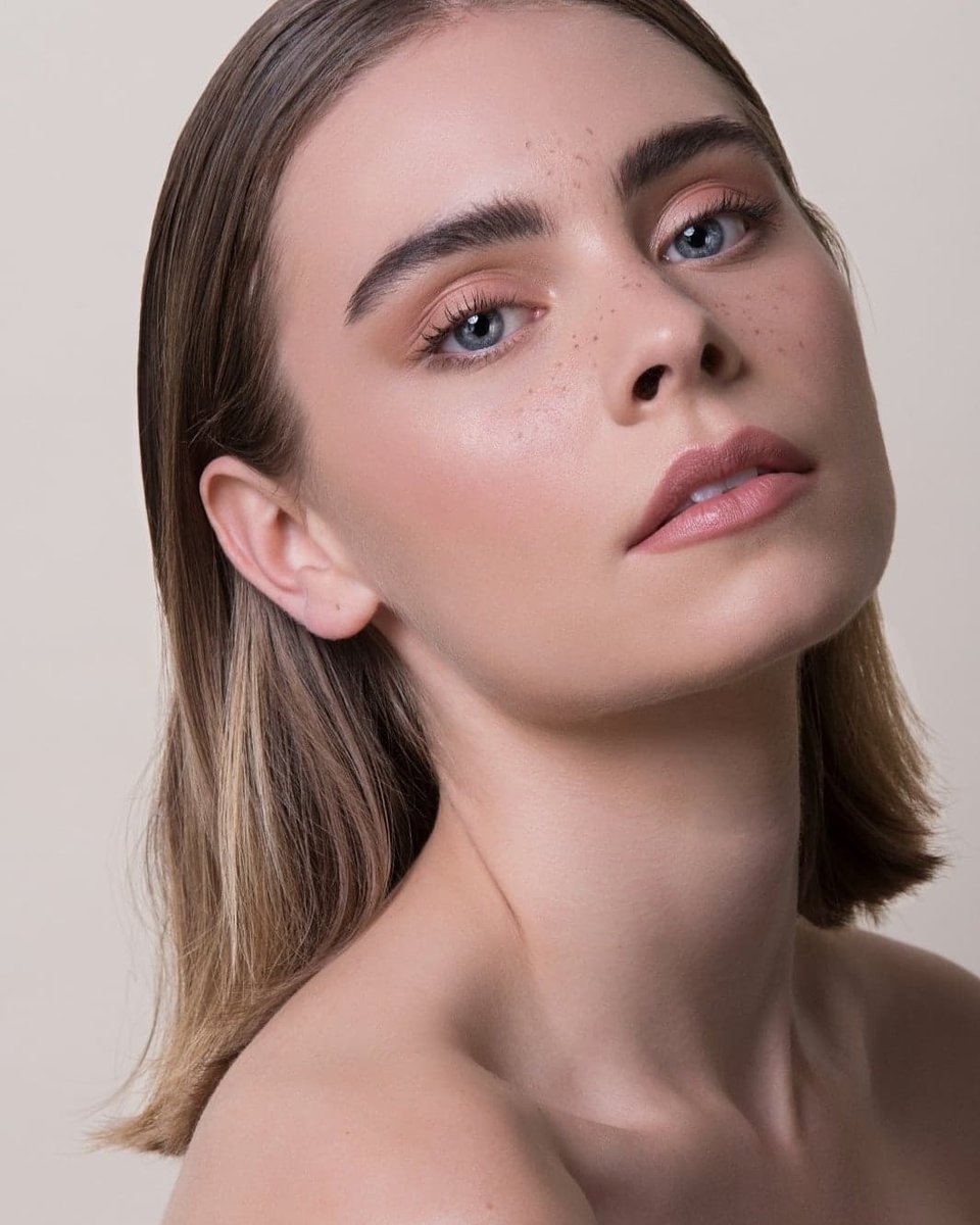 Photo by Larisa Moldovan, Luca Latrofa, Jordan Kearney - Kavyar