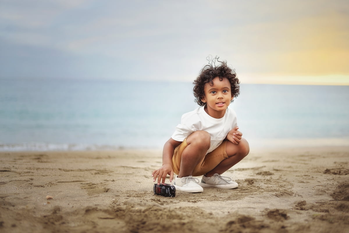 Panache&Style - Accepting submissions on Kavyar