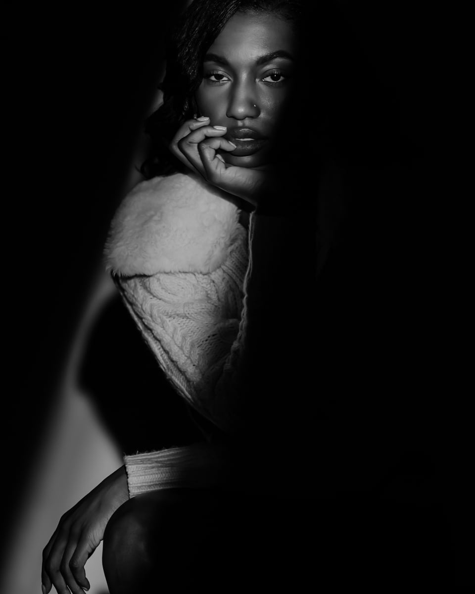 Photo by Michael Cummings, Jas - Kavyar