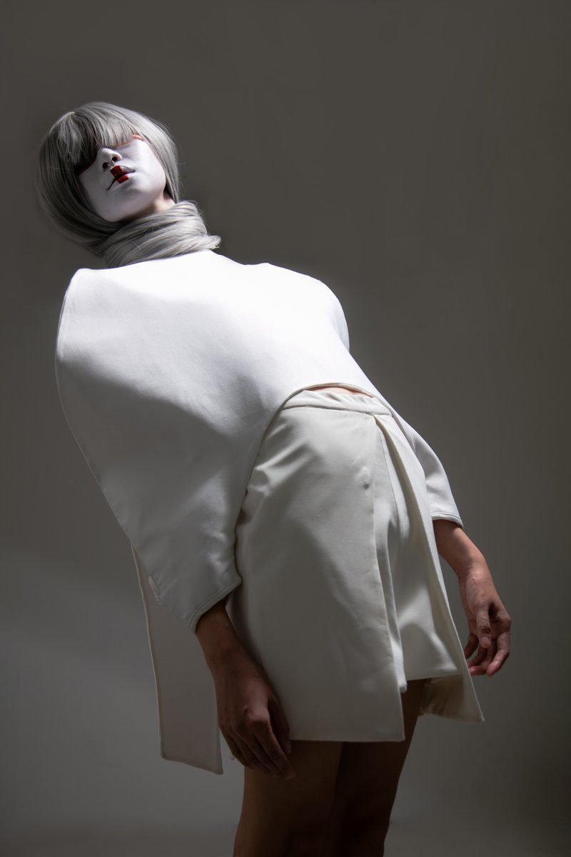 Photo by Antonio Vazquez, Emi Ventura, Jena De Guzman - Kavyar