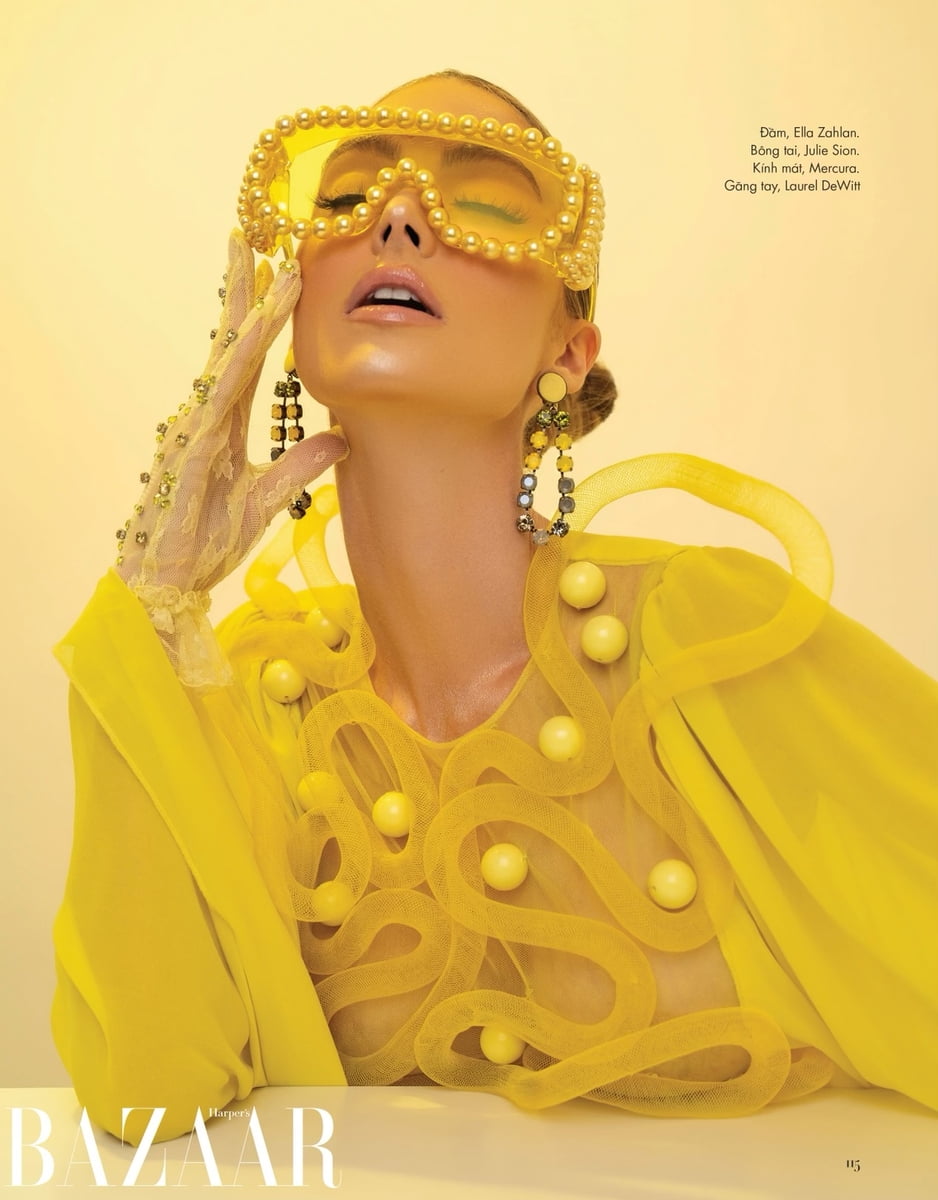 Laurel DeWitt - Kavyar