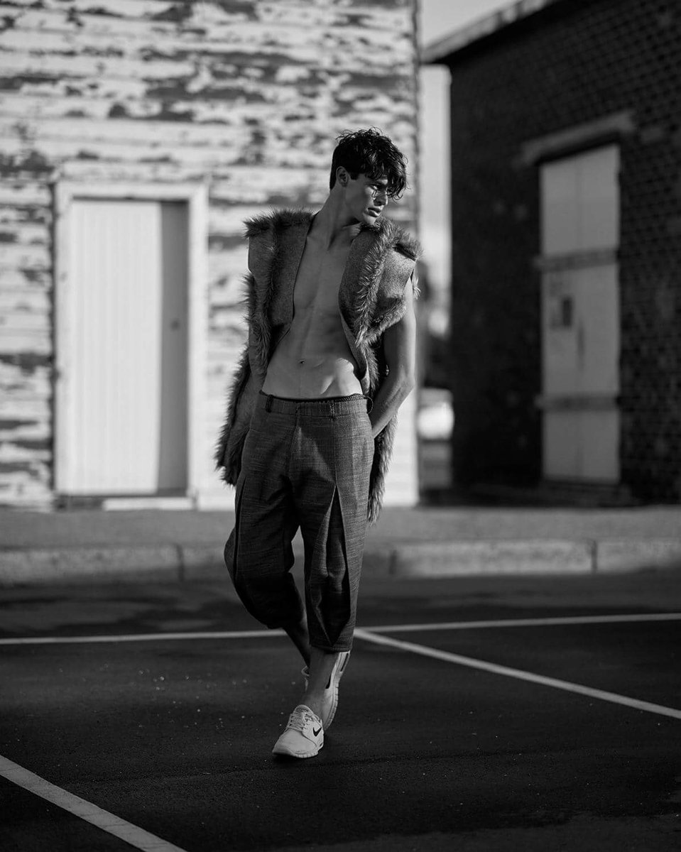 Photo by Andrea Lewin, Derec Ethan, Ryan Boekeman, Vickie Nguyen, Laura ...