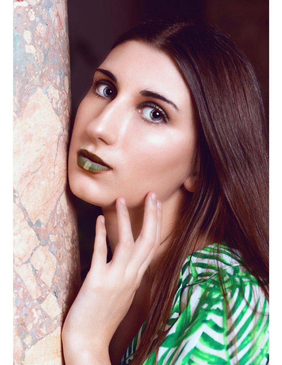 Patricia Flores - Kavyar