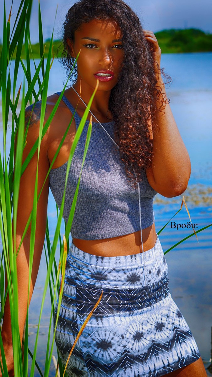 Photo by Alan Brodie, Victoria Allyse - Kavyar