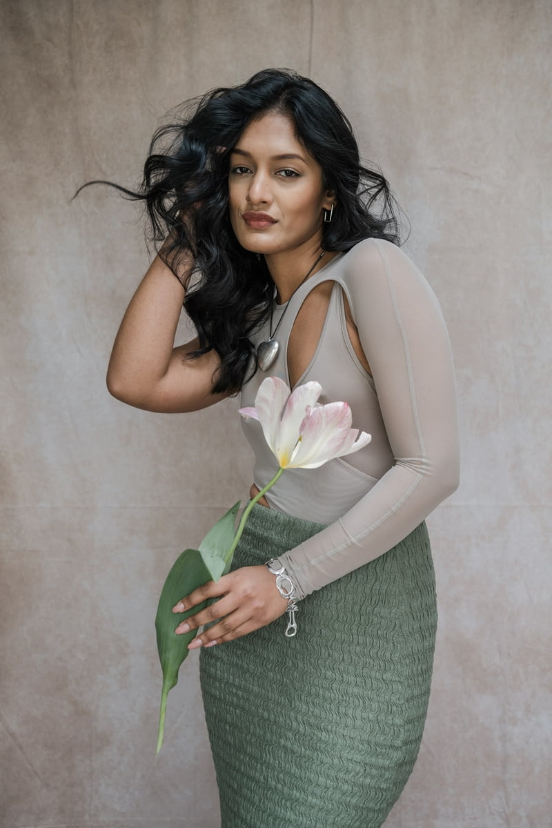 Ariya Larker - Kavyar