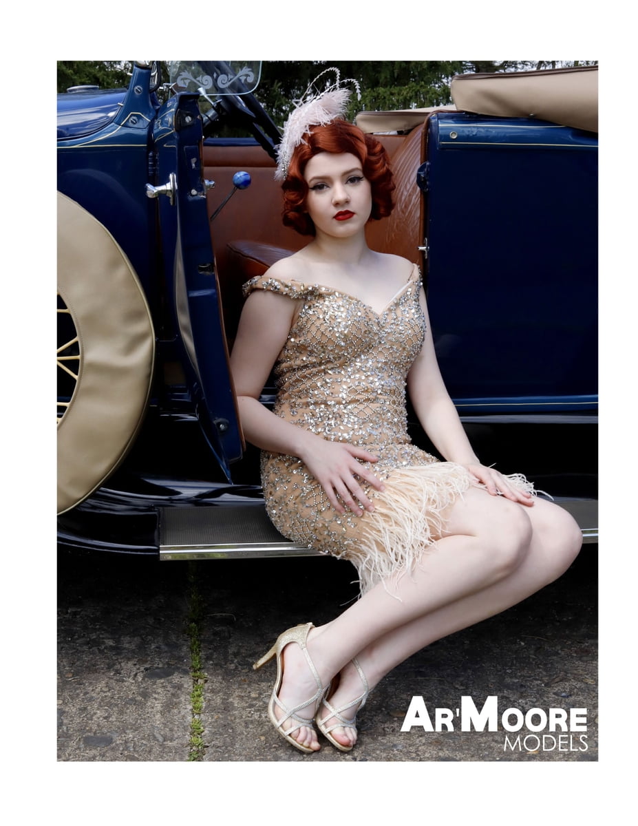 Robin Ann Moore - Kavyar