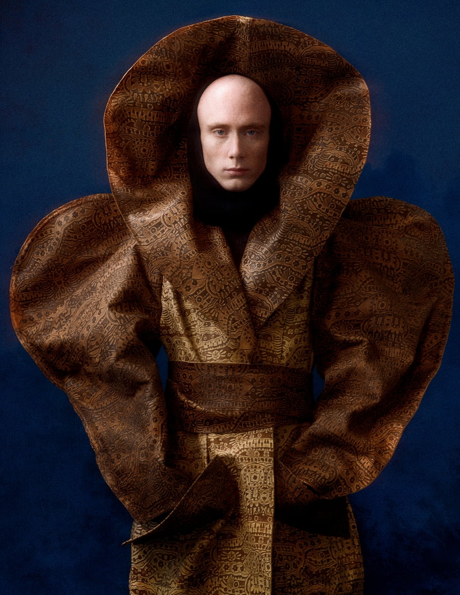 Photo by Cynthia Florek, Sophie Hsin, Johan Jansson, Adonis Chantz ...