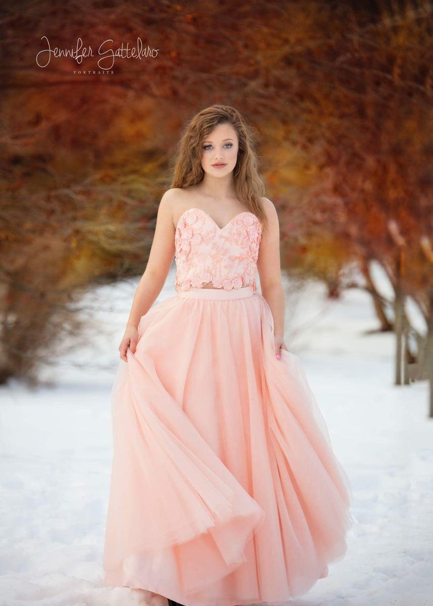 Emma Crawford - Kavyar