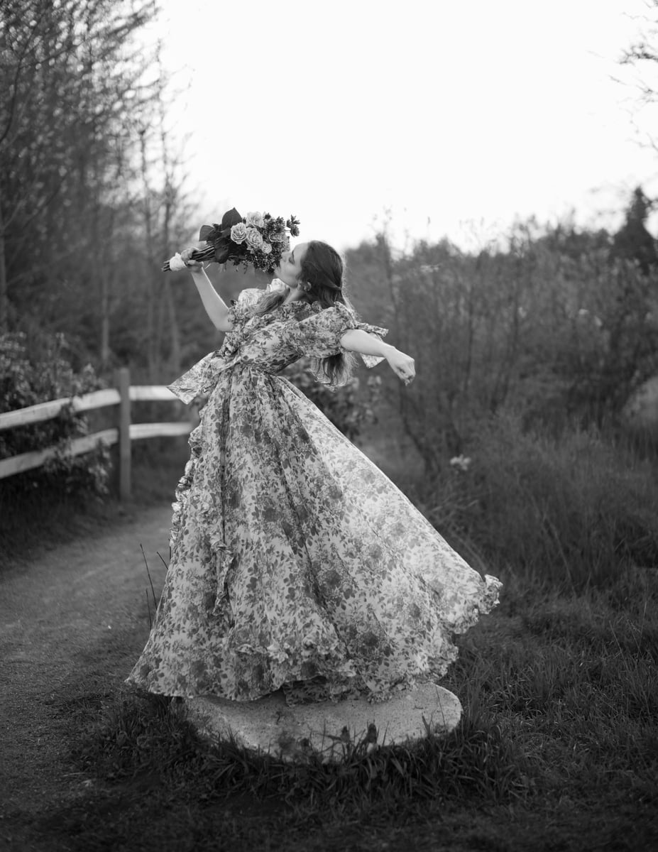 Photo by JDR , Wei Zhang, Carla Rankin, Selkie - Kavyar