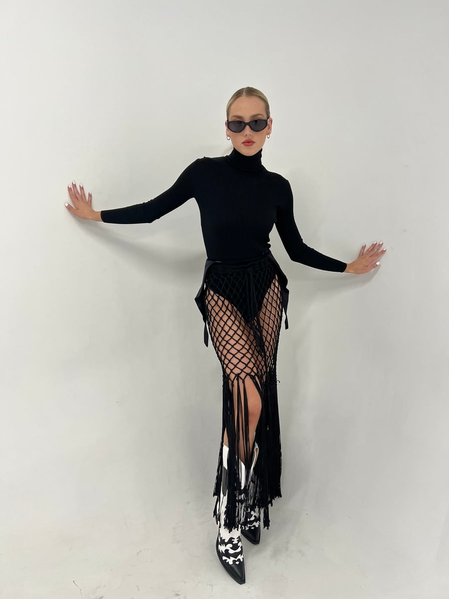 Hailey Thompson - Kavyar