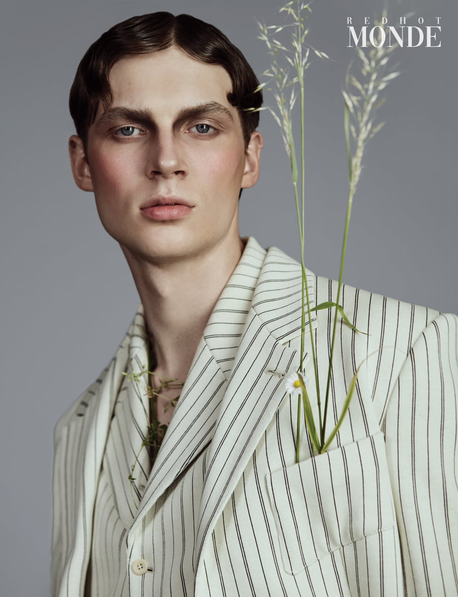 Photo by Red Hot Monde Magazine, GAILLARD VIVANT, Fabienne Hoppe ...