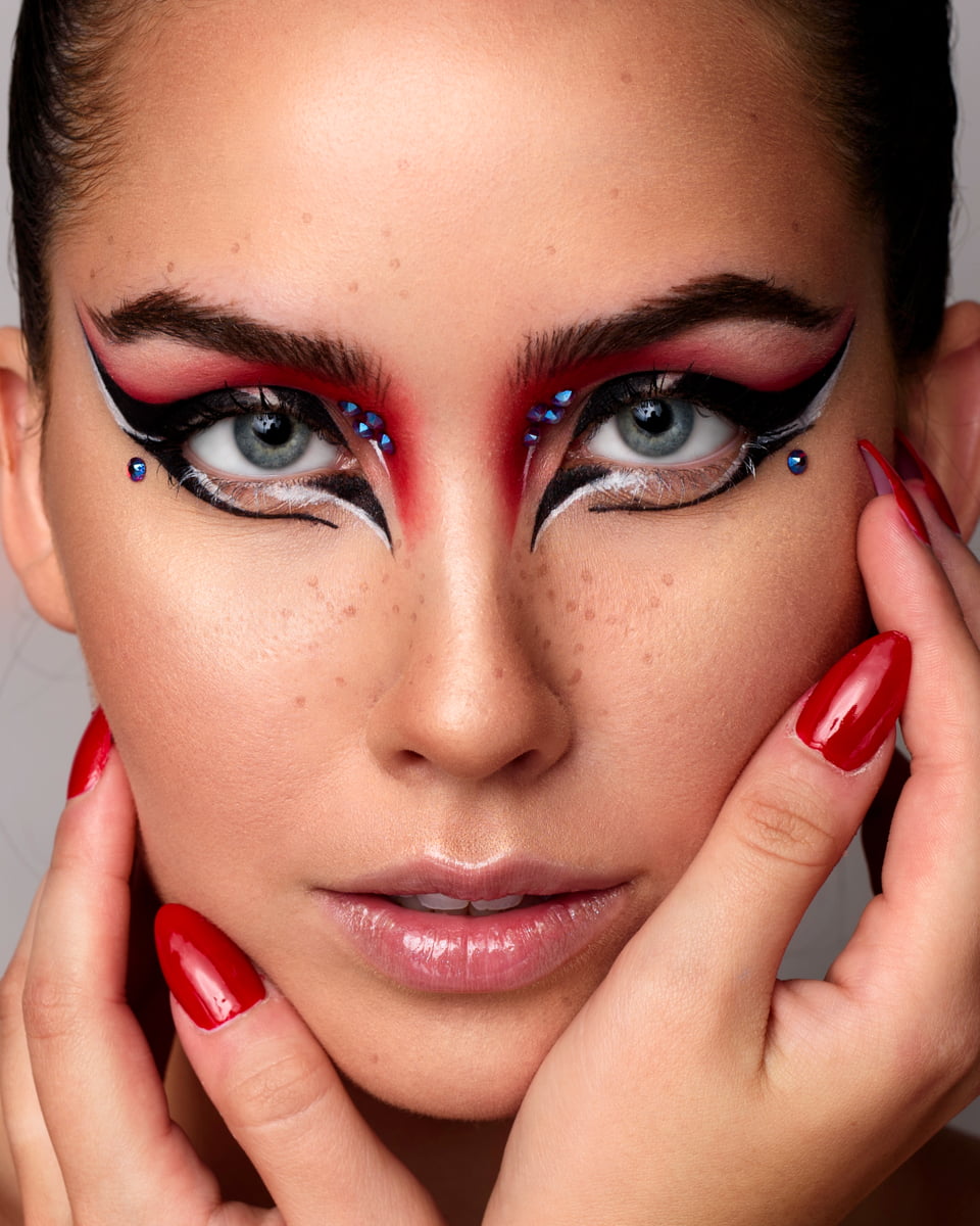 Photo by Amanda Ramer, Kristen Hofmeister, Connor Frith - Kavyar