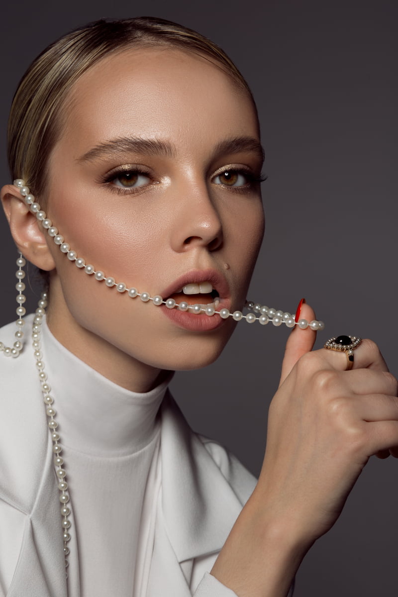 Photo by Maria Gromik, Olga Nozdracheva, Liza Kostina, Katya Leer - Kavyar