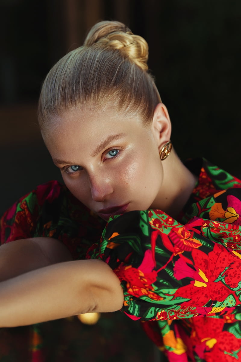 Photo by Olena Bulavenko, Sladjana Jana M, Andrew Bazeley - Kavyar