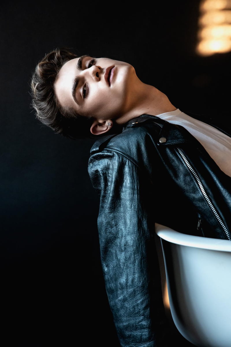 Photo by Ryan Moss, Kesara Kimo, Ben Falconer - Kavyar