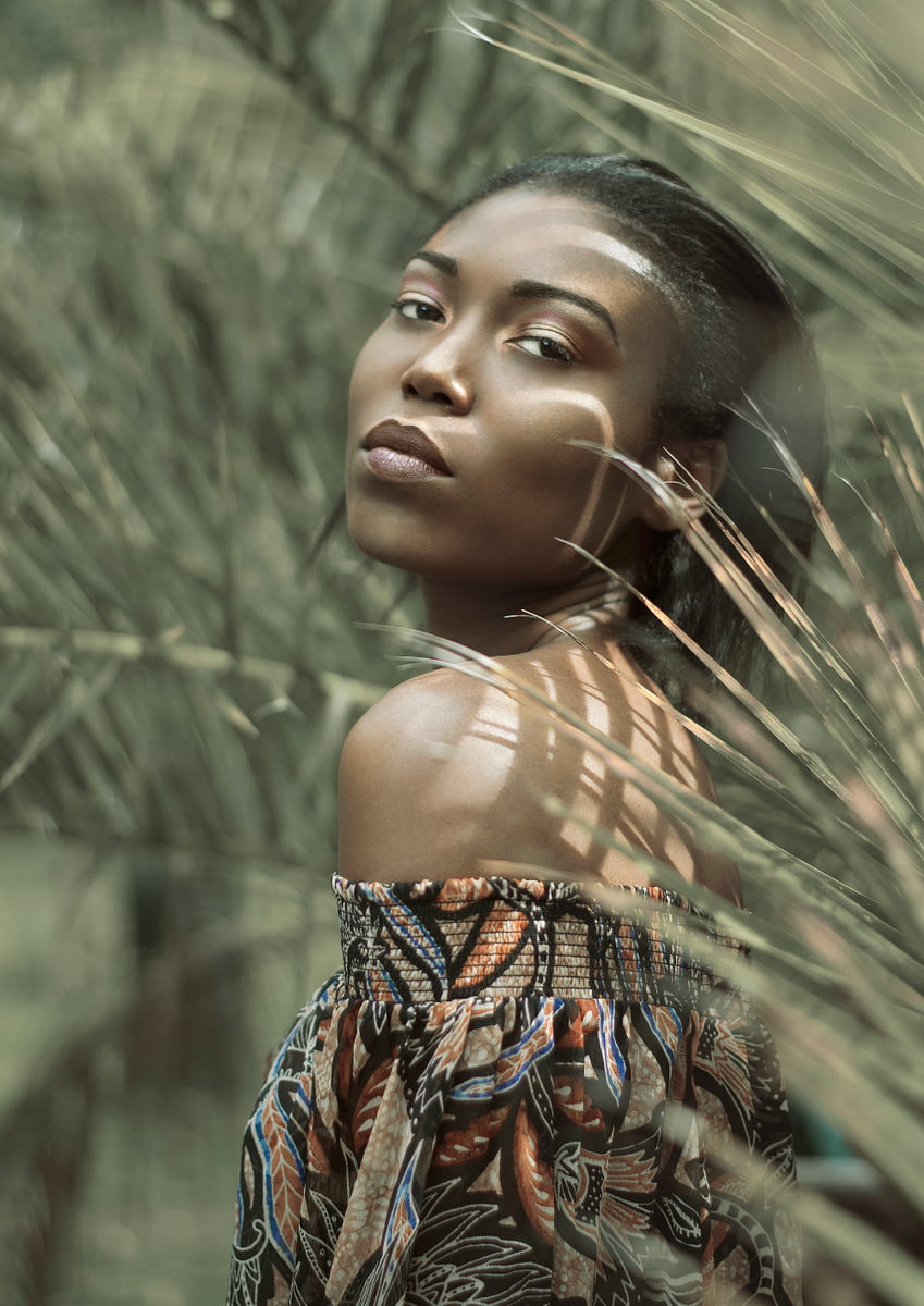 Photo by Sarah Flipeau, Christa Vango - Kavyar