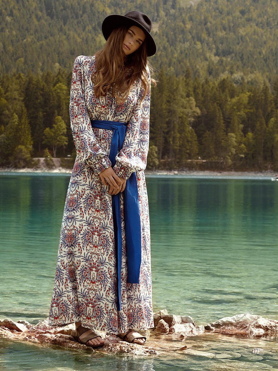 Photo by Trend Privé Magazine, Martha vom Bache , Jana Zabarska, Leah ...