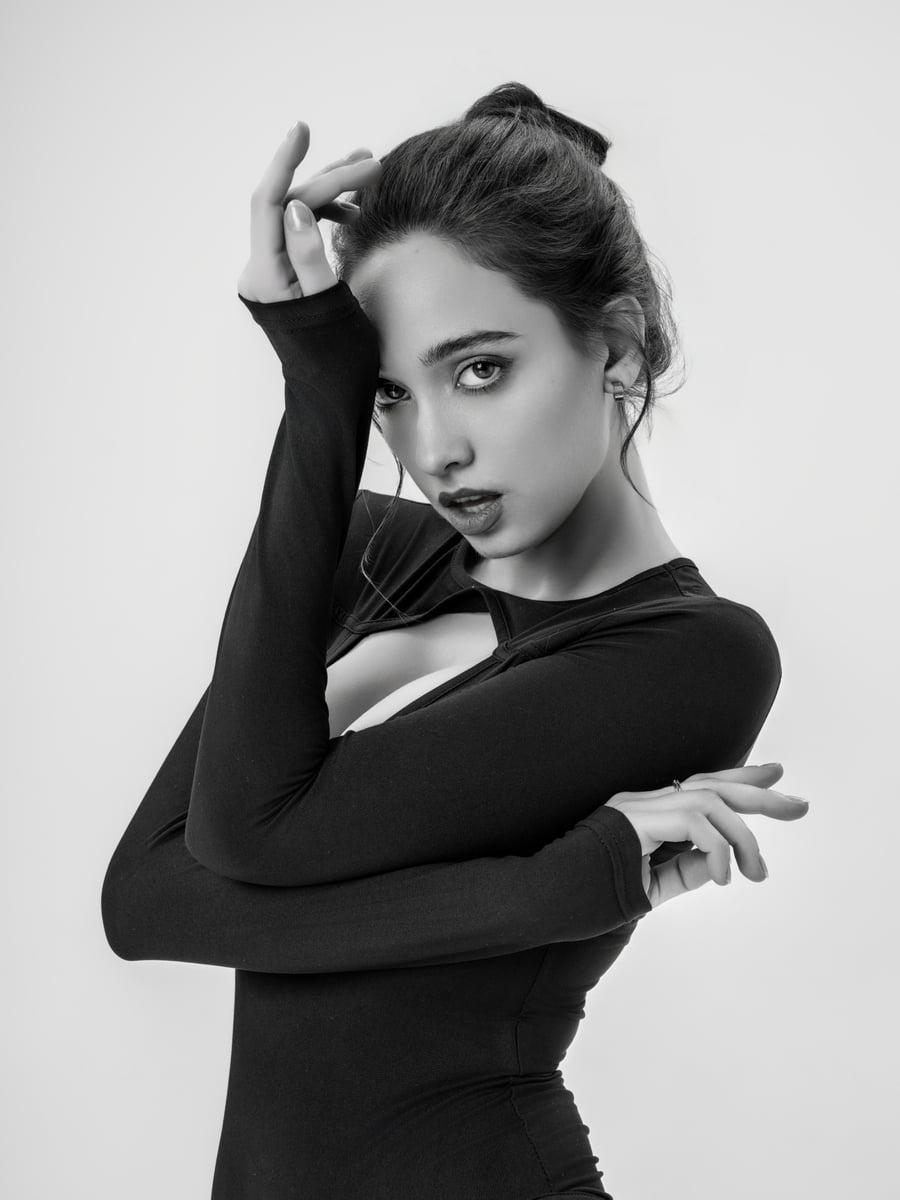 Anna Collini - Kavyar