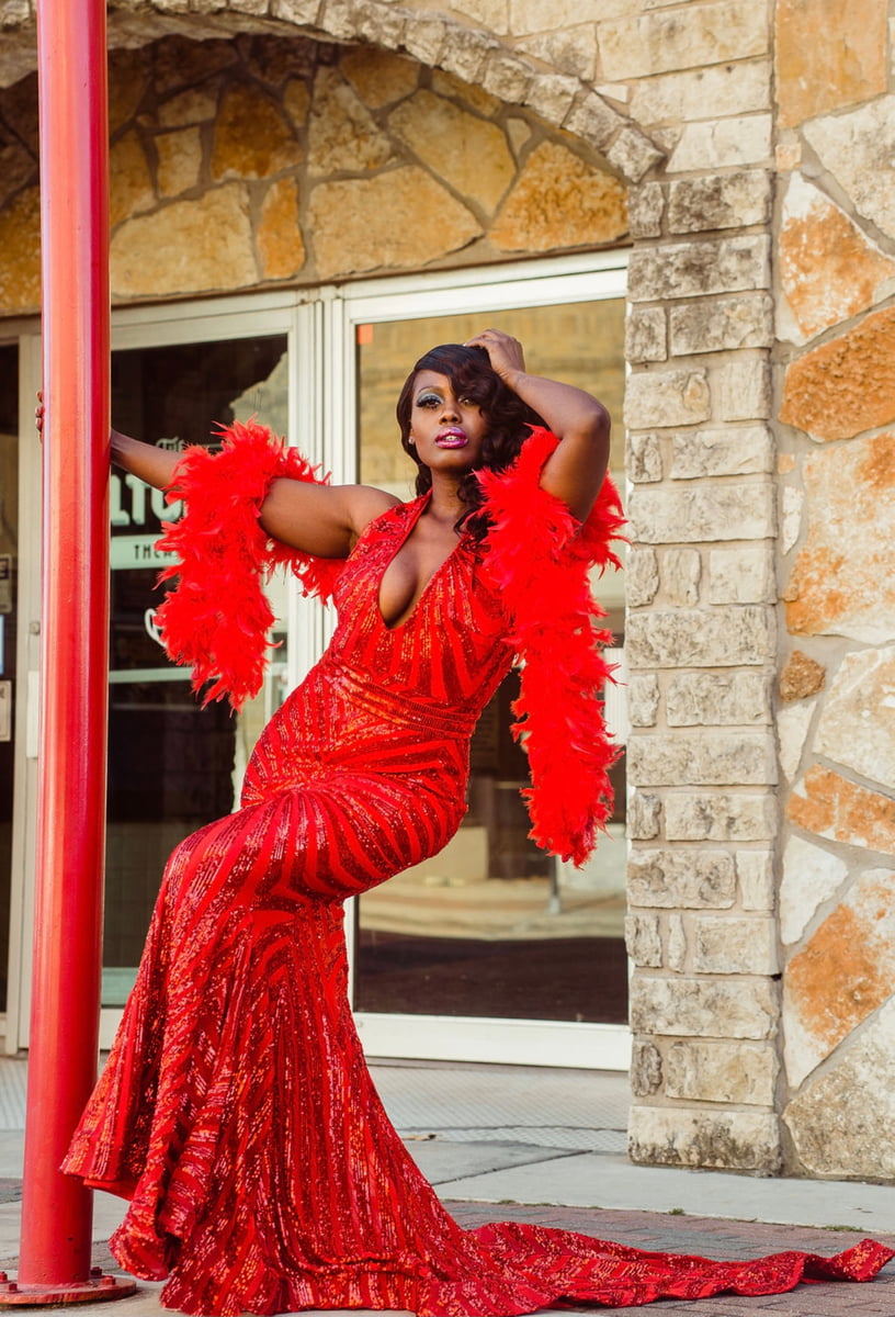 Photo by Duhbuhlyoo, Angel Williams , Nikko, Rachelle Gray - Kavyar