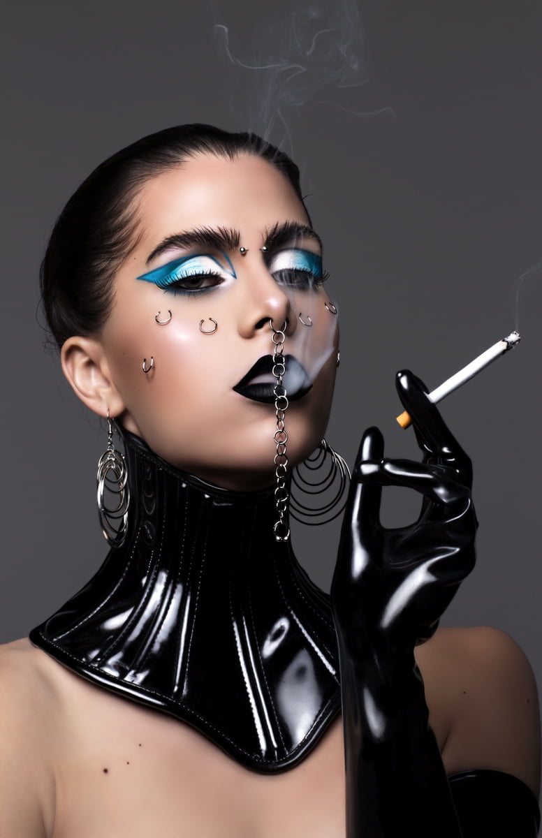 Bella Castiblanco - Kavyar