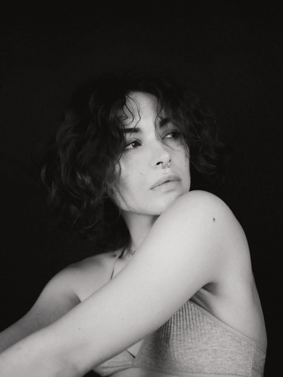 Elizabeth Solo - Kavyar