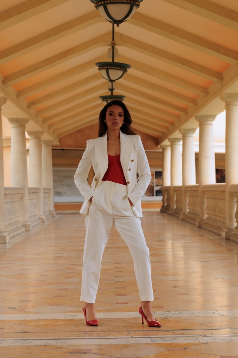 Selina Ballard - Kavyar