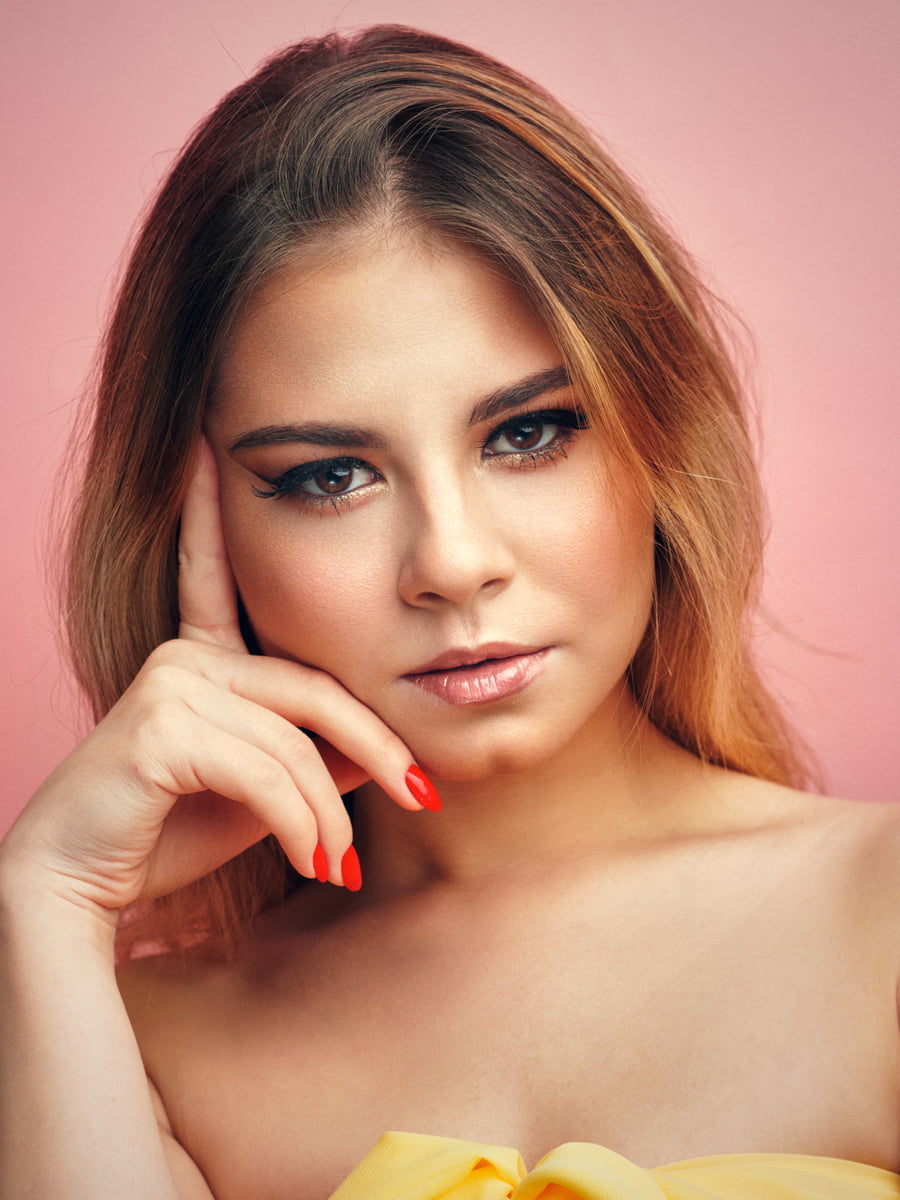 Photo by Mikhail Elizarev, Mary Galstyan, Alia Shakirova - Kavyar