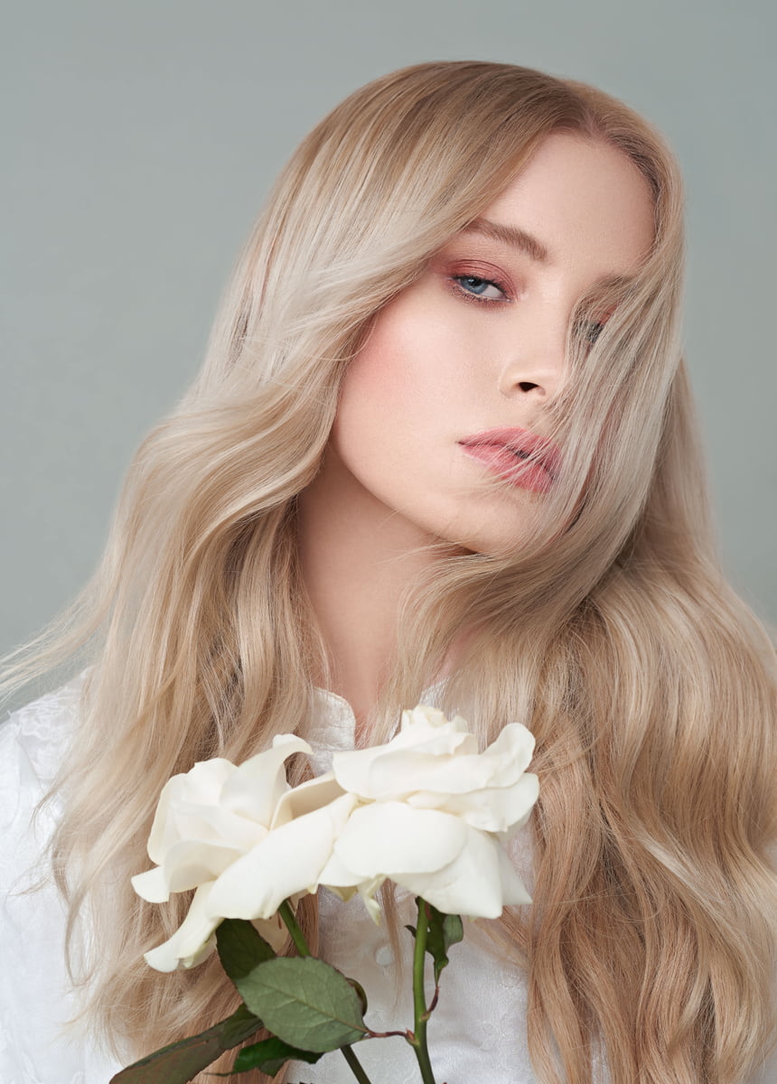 Photo by Lisa Kokotova, Yolanda Kingdon - Kavyar