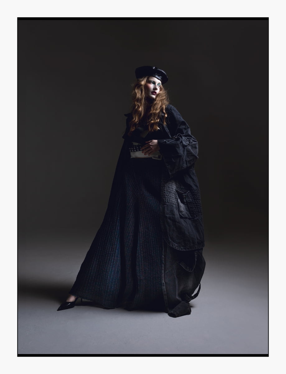 Photo by Chiara Bossio, Sara Filiali , Alessandro Pezza, EFFIGIE, Lera ...