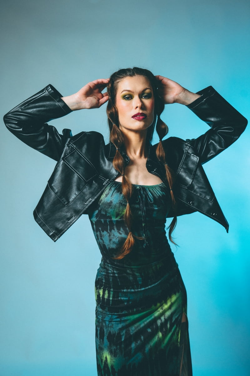 Brenna Miller - Kavyar