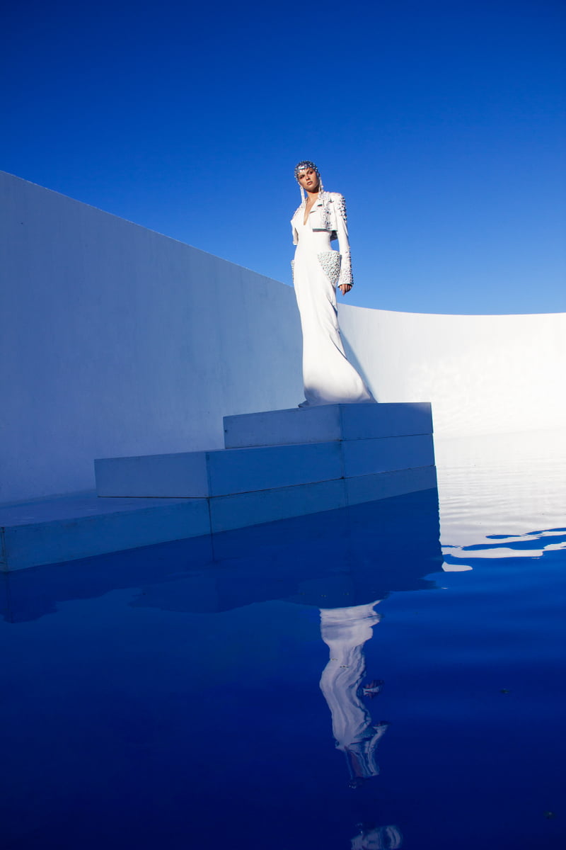 Photo by Ksenia Agafonova, We Merge Network, Abby Neff, Lucy Gedjeyan ...