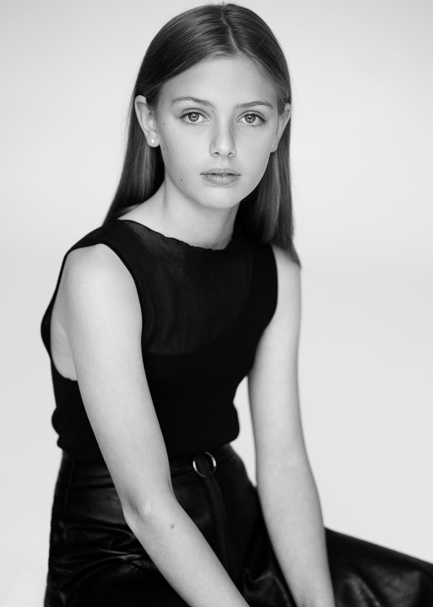 Photo by Anna Salek, Rosie Russell - Kavyar