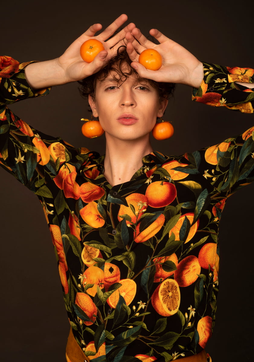 Photo by Dmytro Avramenko, Maryna Sharapanovska, Veronika Gorianska, Mary Sallow - Kavyar