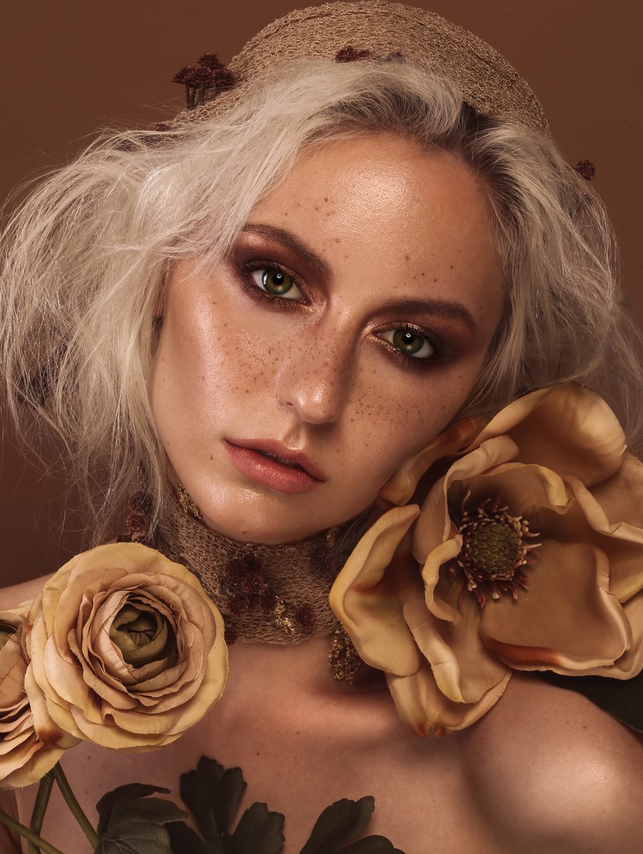 Photo by Haley Thonen, Robin Hagy, Jillian Wilkey - Kavyar