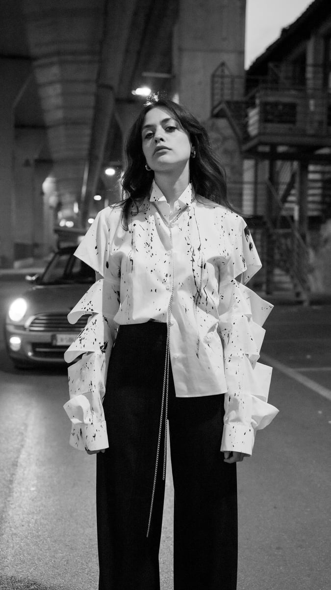 Laura Lucarelli - Kavyar