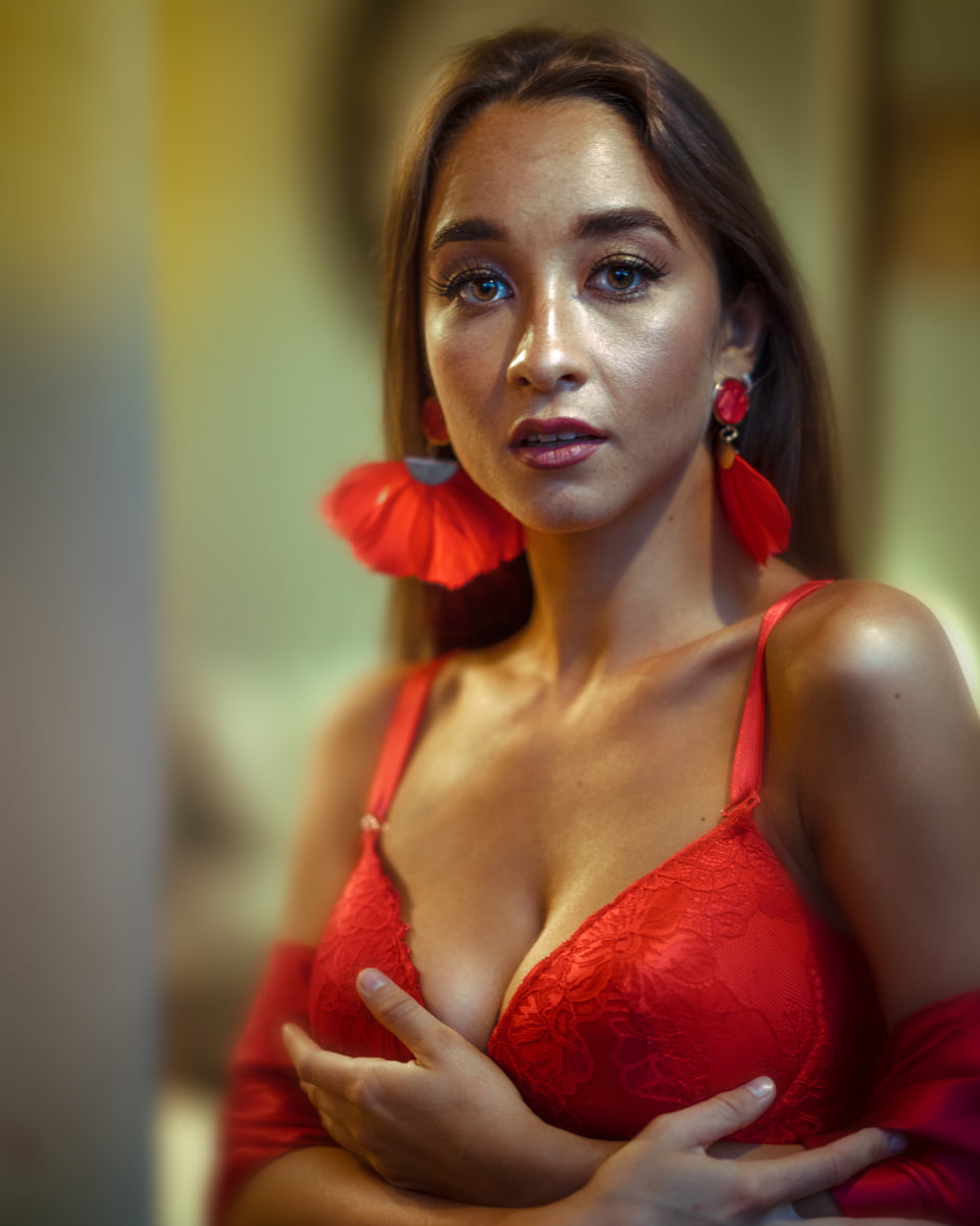 Photo by Virgil Miller, Dina Nova - Kavyar